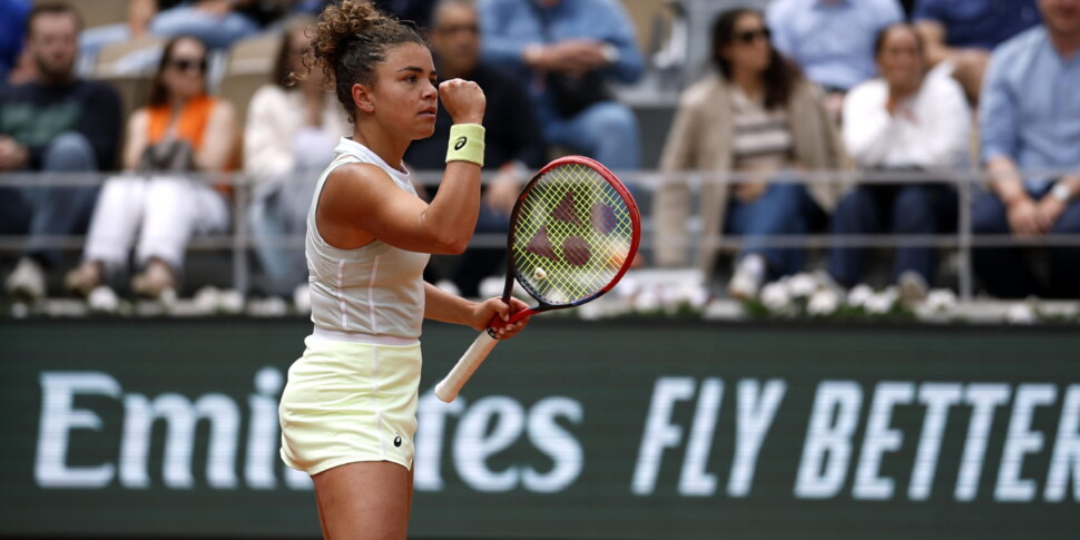 Imensa Jasmine Paolini vence Rybakina e chega à semifinal histórica em ...